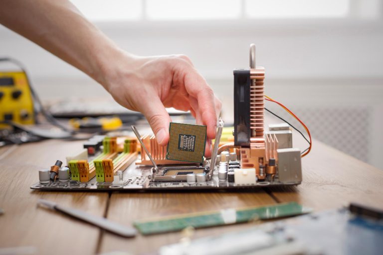 End-to-End ASIC Design Flow Explained - From Specification to Tape-Out